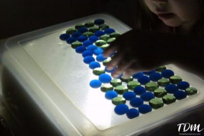 How to Make an Inexpensive Homemade Light Table